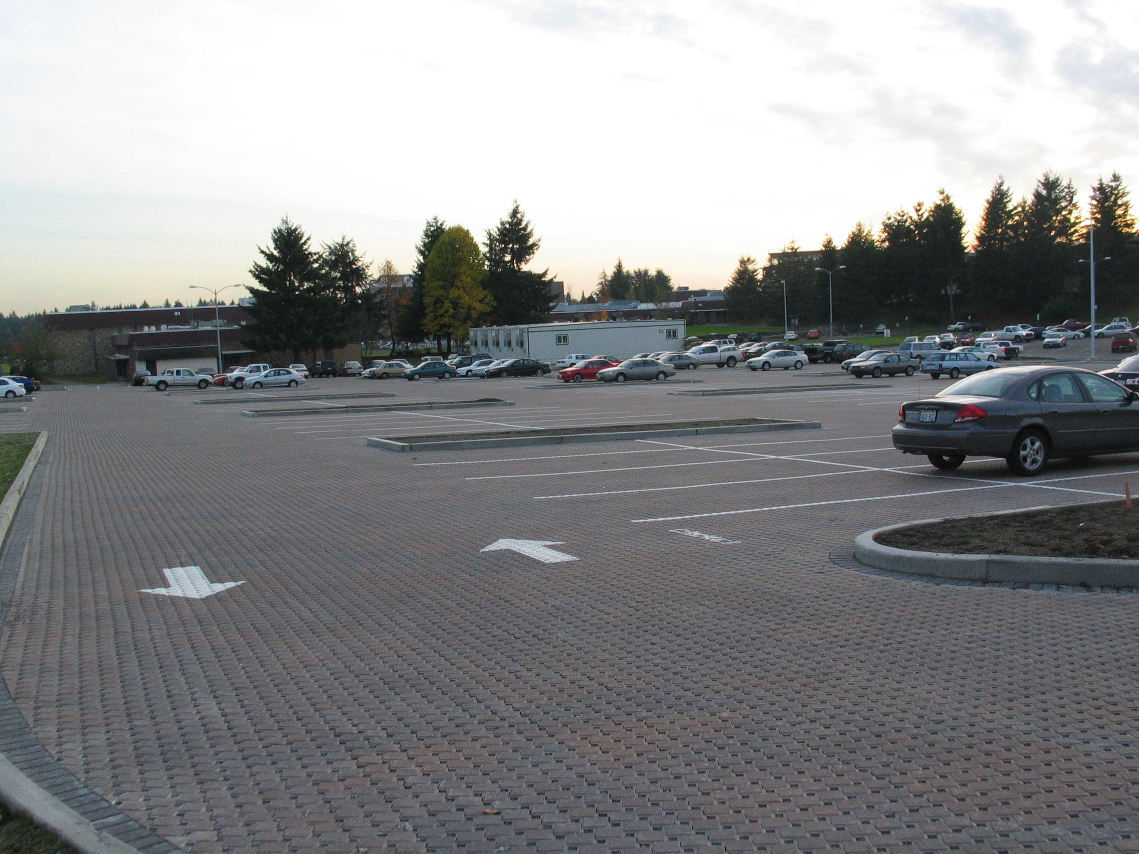 Permeable Paver Parking Lot - Tacoma Comm. College - Mutual Materials